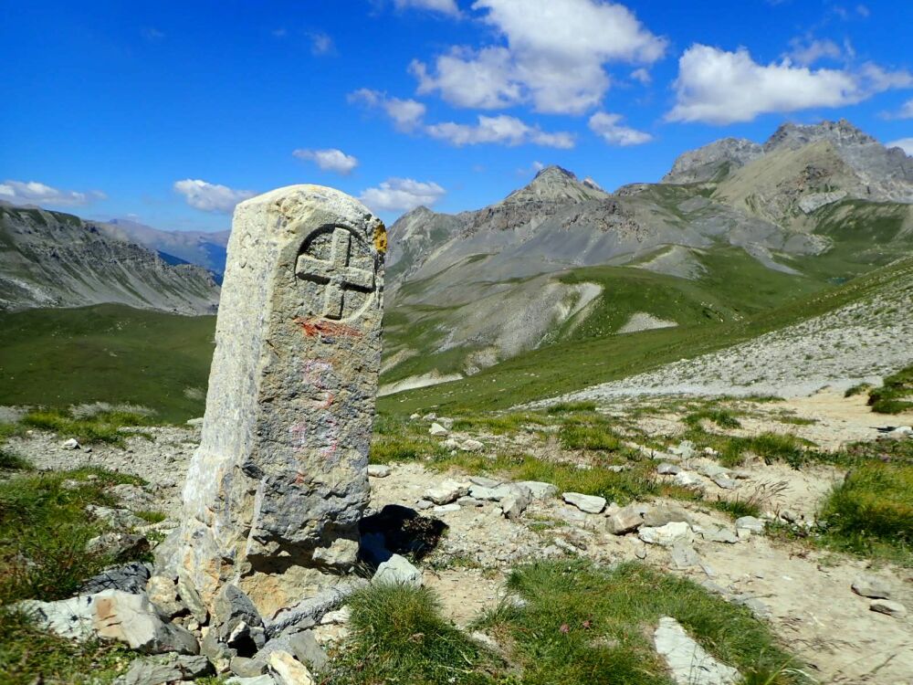 Val-d'Oronaye - Lacs de l'Orrenaye et col des Monges et de Sautron ...